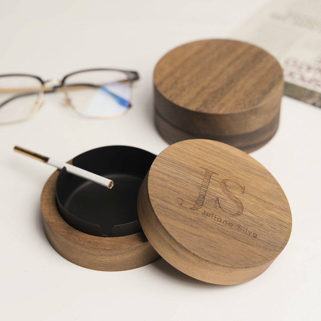 Personalized Walnut Wood Ashtray With Lid, Engraved Smoking Accessory ...