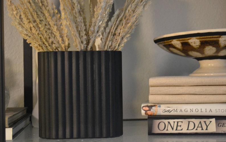 Ribbed Hand Painted Decorative Plant Vases Ribbed Vase Modern Vase ...