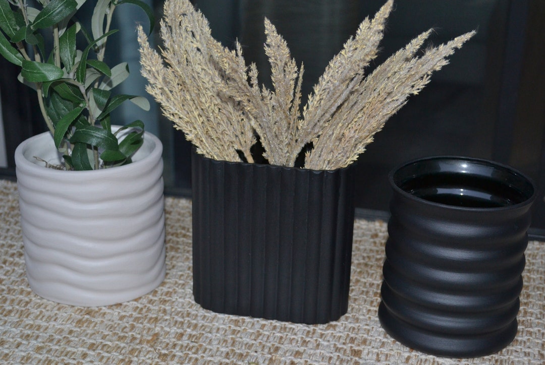 Ribbed Hand Painted Decorative Plant Vases Ribbed Vase Modern Vase ...