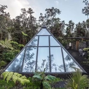 Glass Pyramid - Mirrored Glass Cabin of Giza, 20’x20’ Base - Etsy