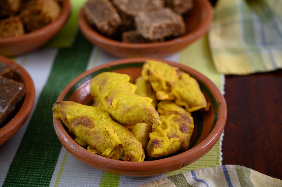 Sri Lankan Mung Kavum - Etsy