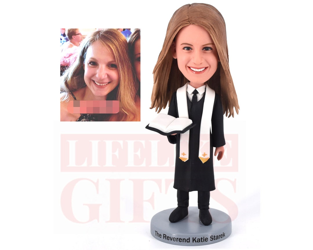 Female Wedding Officiant Gift, Custom Bobbleheads Wedding Officiant ...