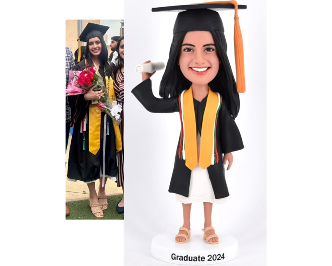 Personalized Graduation Gifts, Custom Bobbleheads for Graduates ...