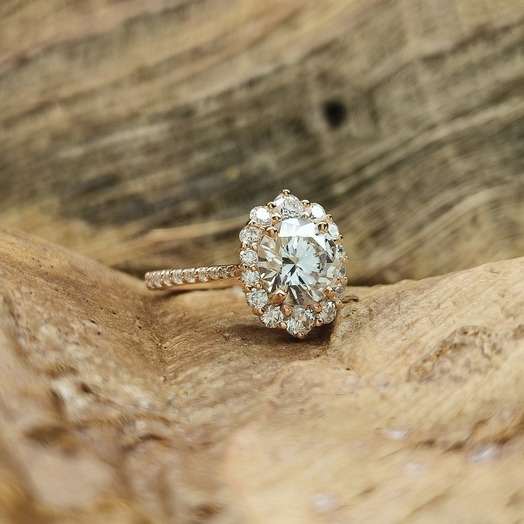 2.5TCW Round Cut Simulated Diamond Engagement Ring/round Cut Solitaire ...