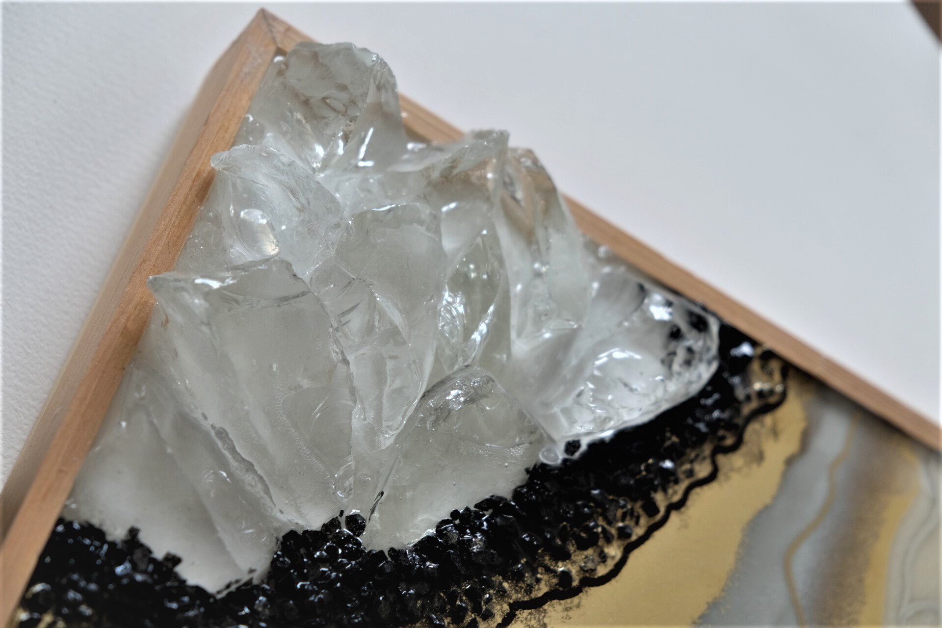 Resin Artwork Geode Epoxy Art Resin Geode Gray Silver Black Gold ...