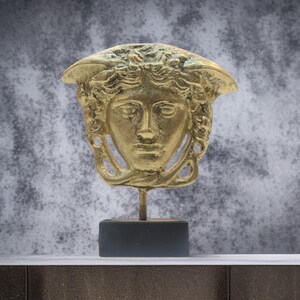 Greek Medusa Bust Statue With Pedestal – Handcrafted Mythology Decor – Elegant Home Accent ...