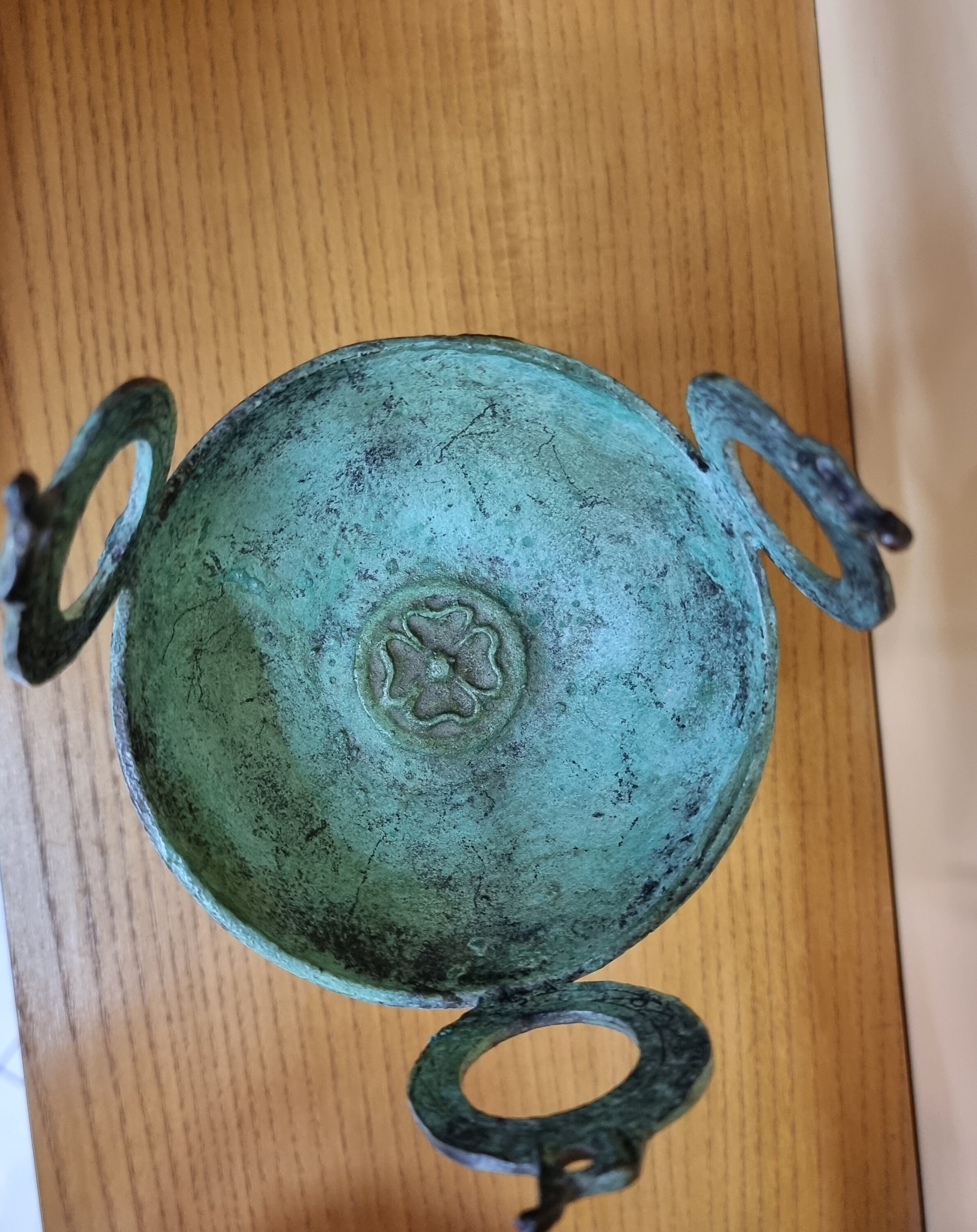 Tripod, Ancient Greek Sacrificial Tripod Bronze Sculpture Handmade ...