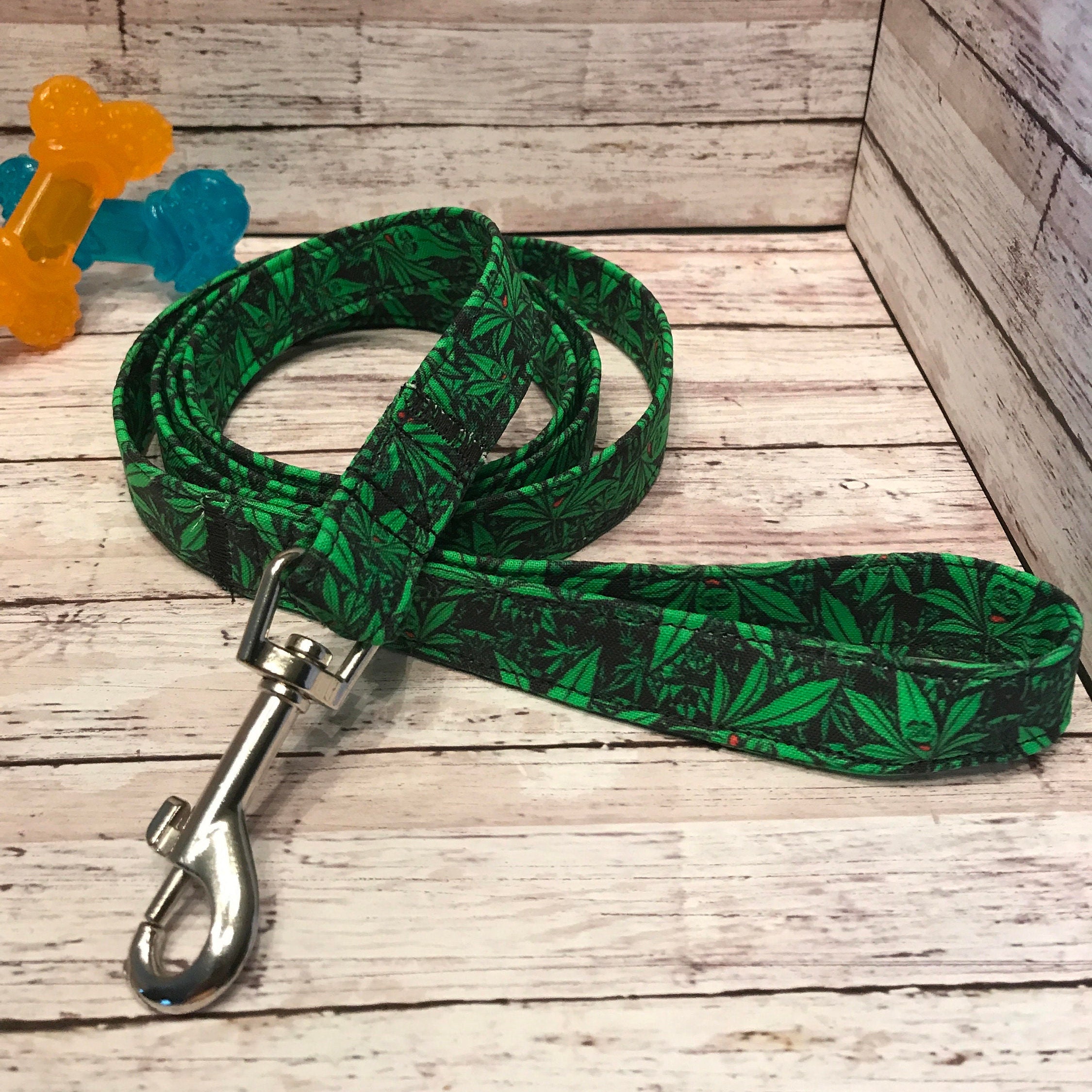 Happy Pot Leaf Smiling Pot Leaf Cannabis Leaf Mary Jane - Etsy