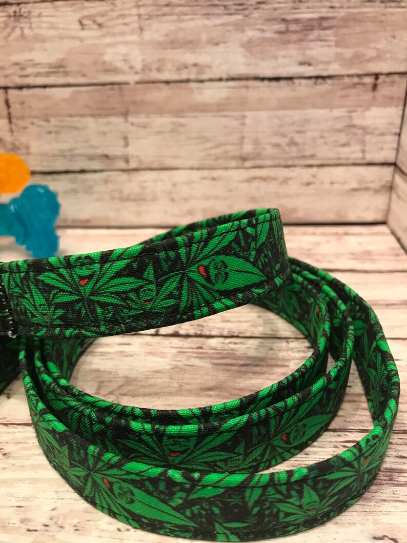 Happy Pot Leaf Smiling Pot Leaf Cannabis Leaf Mary Jane - Etsy
