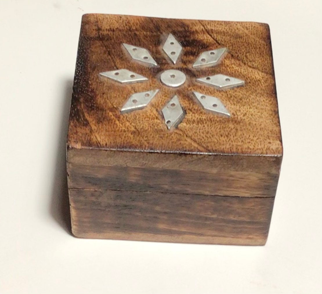Vintage Small Decorative Wooden Box With Metal Inlay - Etsy