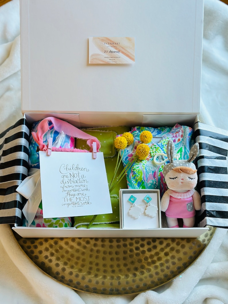 Baby Boutique Gift Box, Baby Girl, Newborn Baby Girl Gift Box Set ...