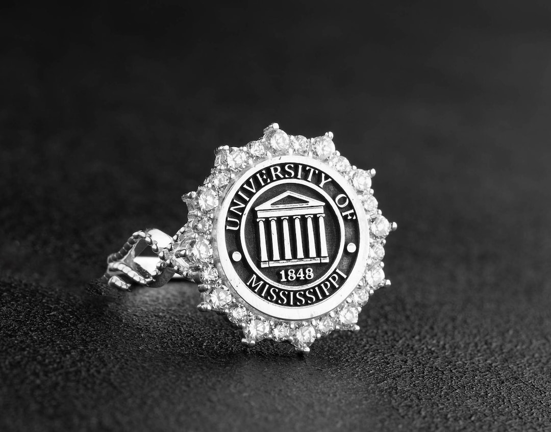 University Ring, Graduation Gift, Woman Signet Ring, Gold Class Ring ...