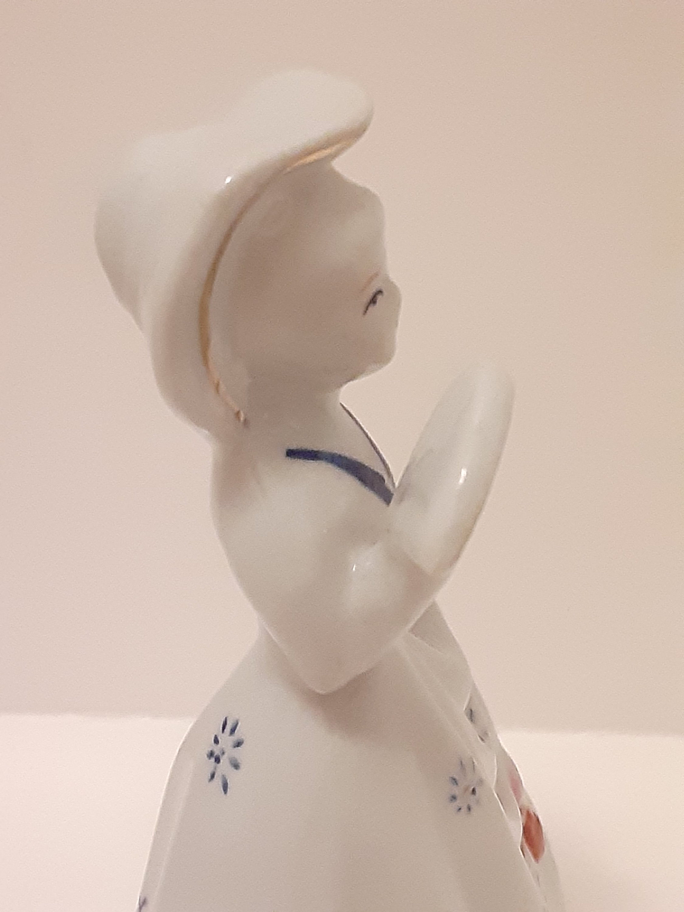 Vintage Porcelain Colonial Lady Blue Bell Holding a Fan, Vintage Dinner ...