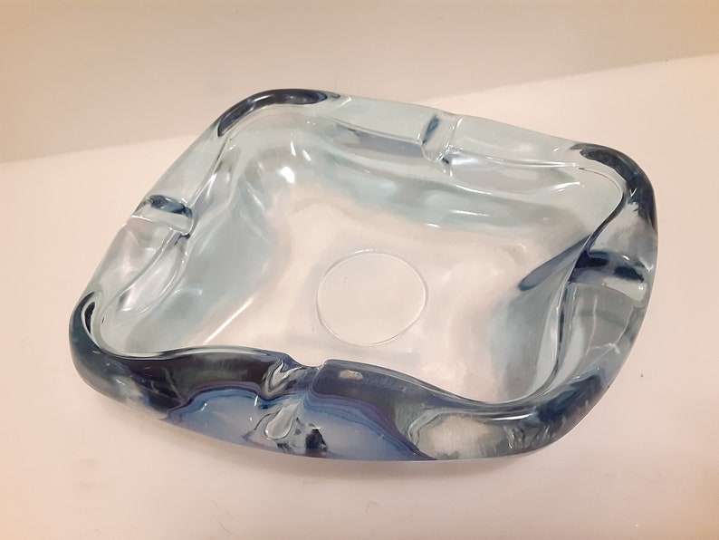 Vintage MCM Thick Blue Glass Atomic Ashtray, Mid-century Modern Blue ...