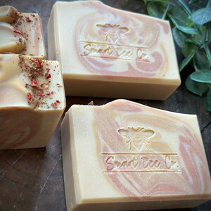 Pomegranate Mango Artisan Soap Bar, Handmade Cold Process Natural Soap yet Nourishing Soap ...