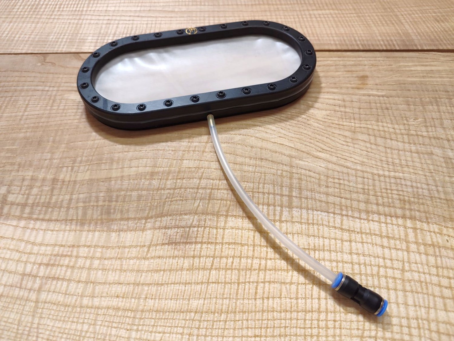 Vacuum Bridge Clamp With Vacuum Generator / Vacuum Gluing Aid for ...