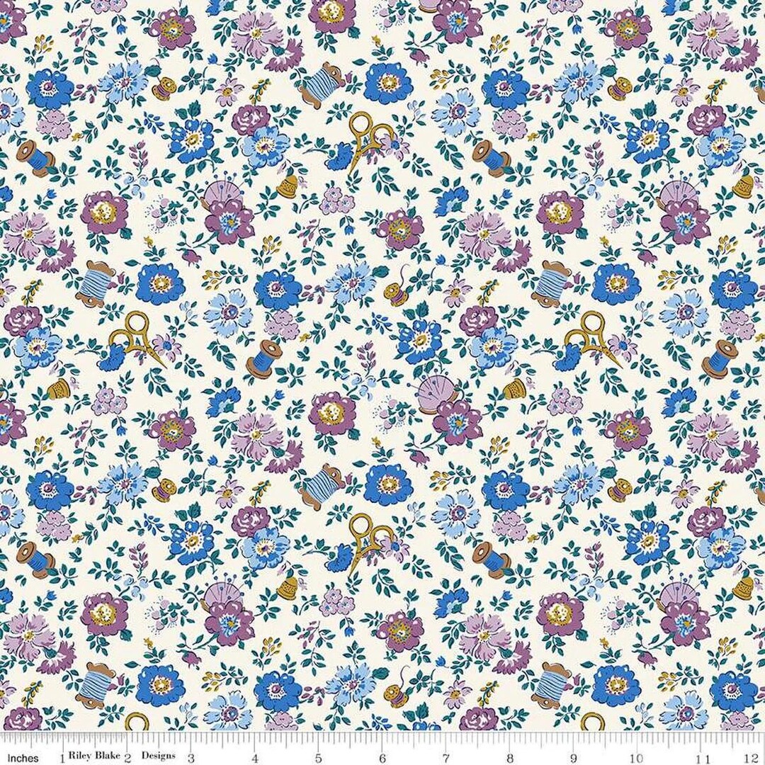 Liberty Tudor Celebration Haberdashery Floral 01667443A 44"/45" Fabric ...