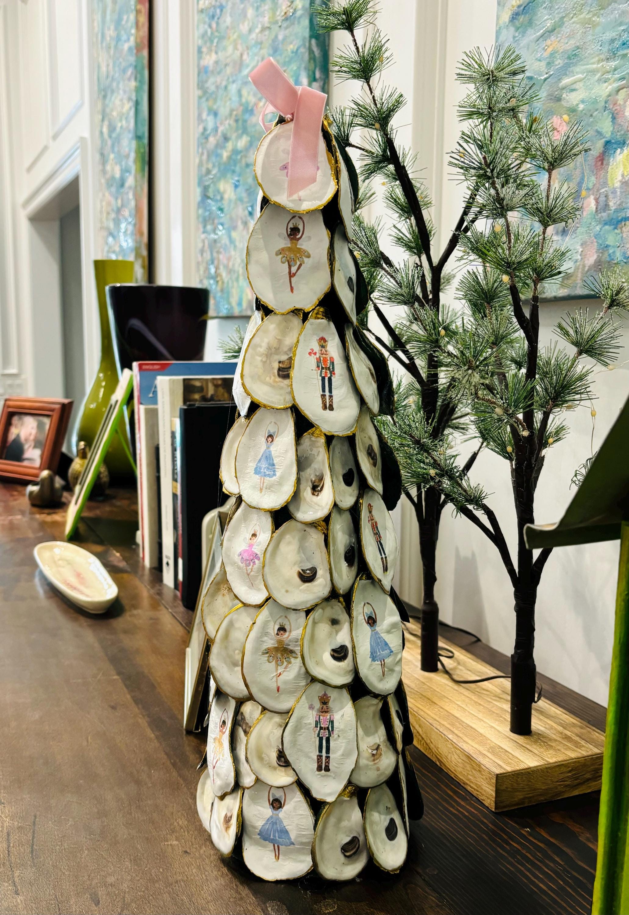 Christmas Nutcracker Oyster Tree - Etsy