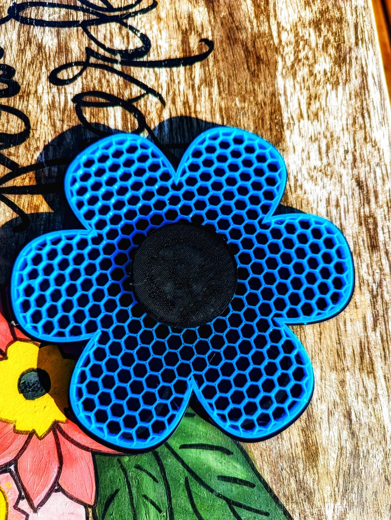 Bee Feeder - Floating Insect Drink Bar - Bee and Insect Life Raft - Etsy