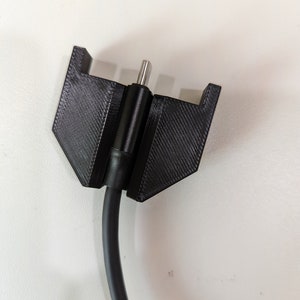 USB C Strain Relief and VR Cable Guide for PSVR2 Headsets. Compatible ...