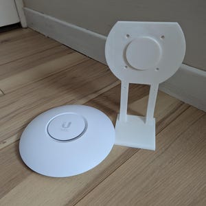 Stand for Ubiquiti Unifi Access Points - Universal UAP Wifi Desk Mount ...