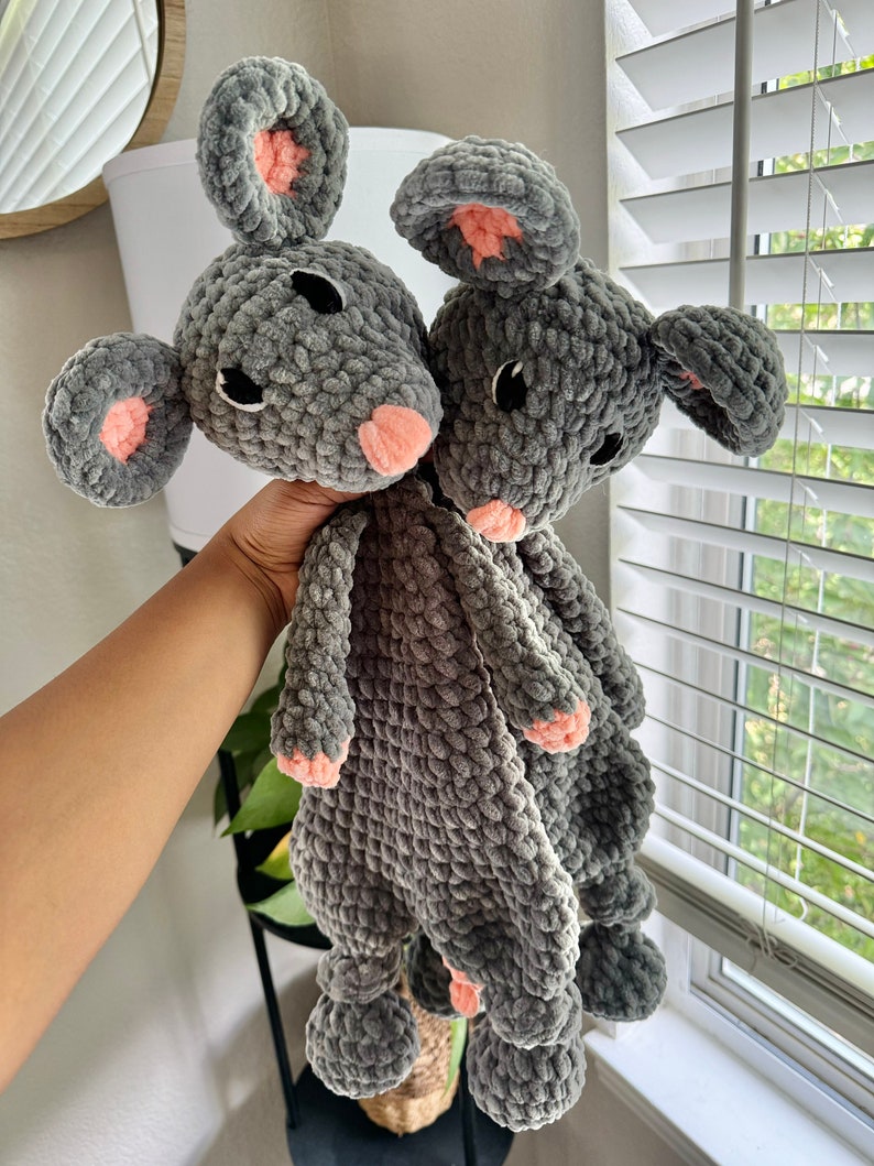 Remy the Mouse Knotted Lovey Crochet PATTERN - Etsy