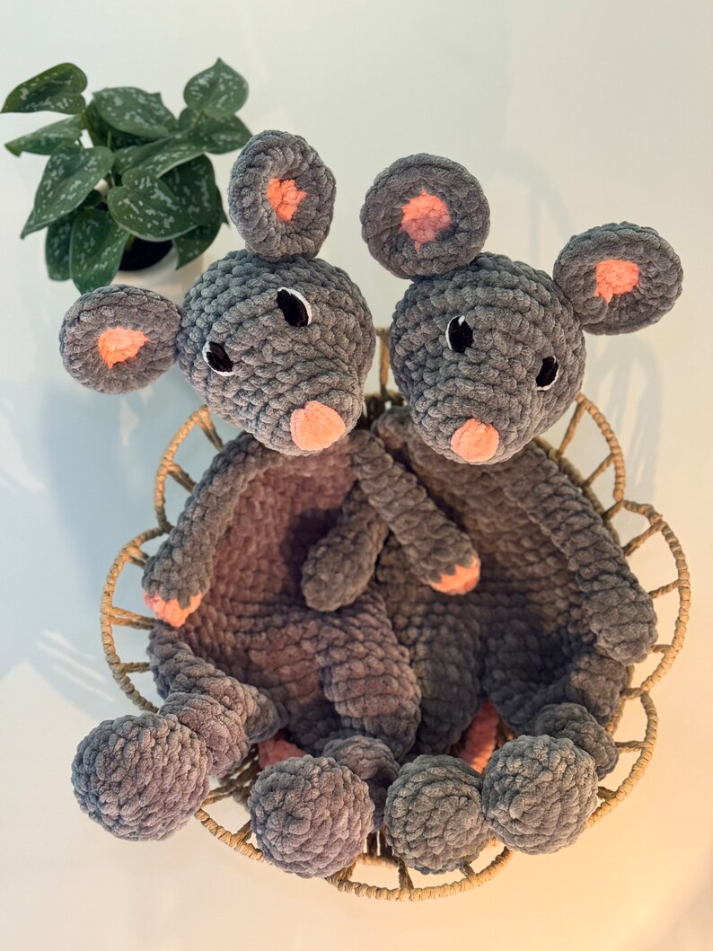Remy the Mouse Knotted Lovey Crochet PATTERN - Etsy