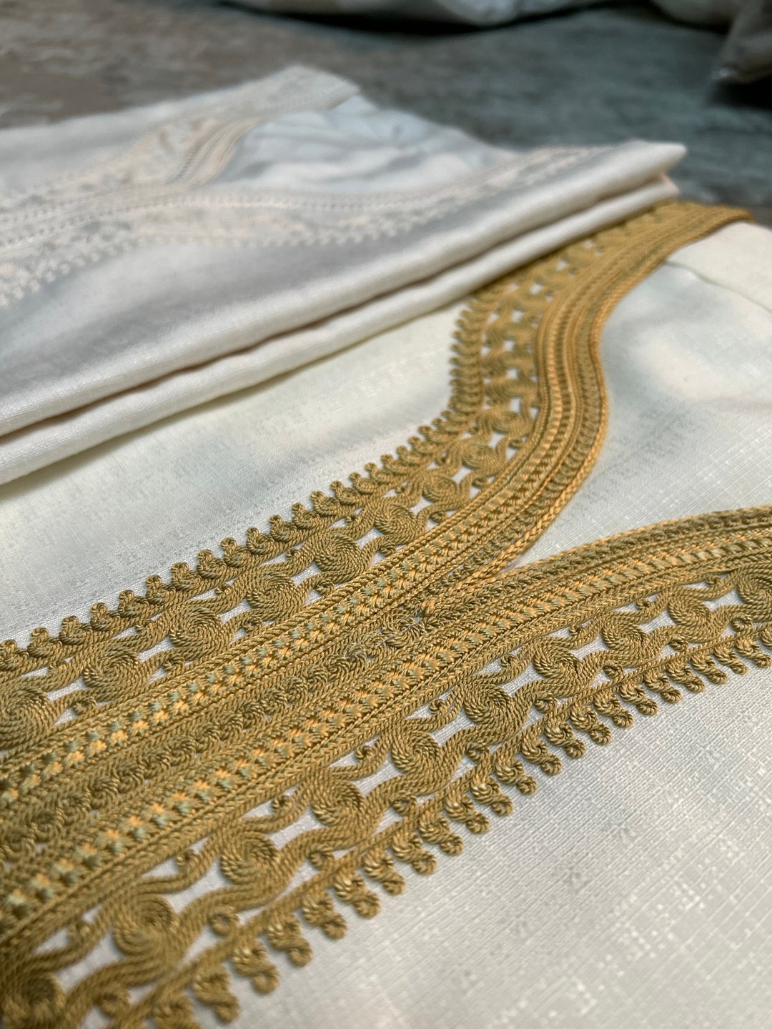 Mens Premium Linen Blend Thobe With Coloured Detail - Etsy