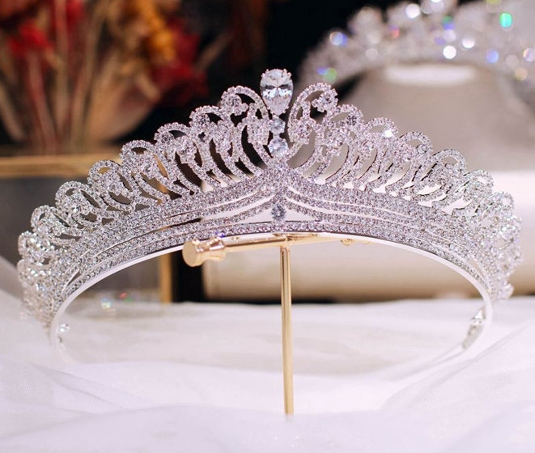 Handmade Beautiful Bridal Party Tiara Crown Hairband Ellie Design With ...