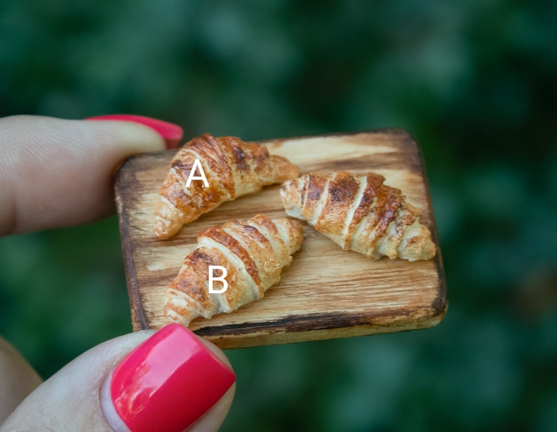 Miniature Croissant, Realistic Dollhouse French Pastry (1/6 Scale) - Etsy