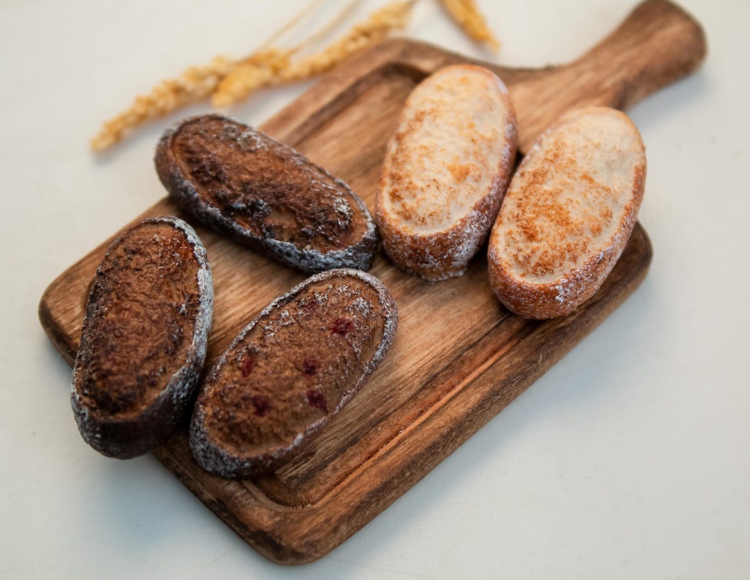 Miniature Petit Bread, 1/6 Scale, 1/12 Scale, Dollhouse Miniature ...