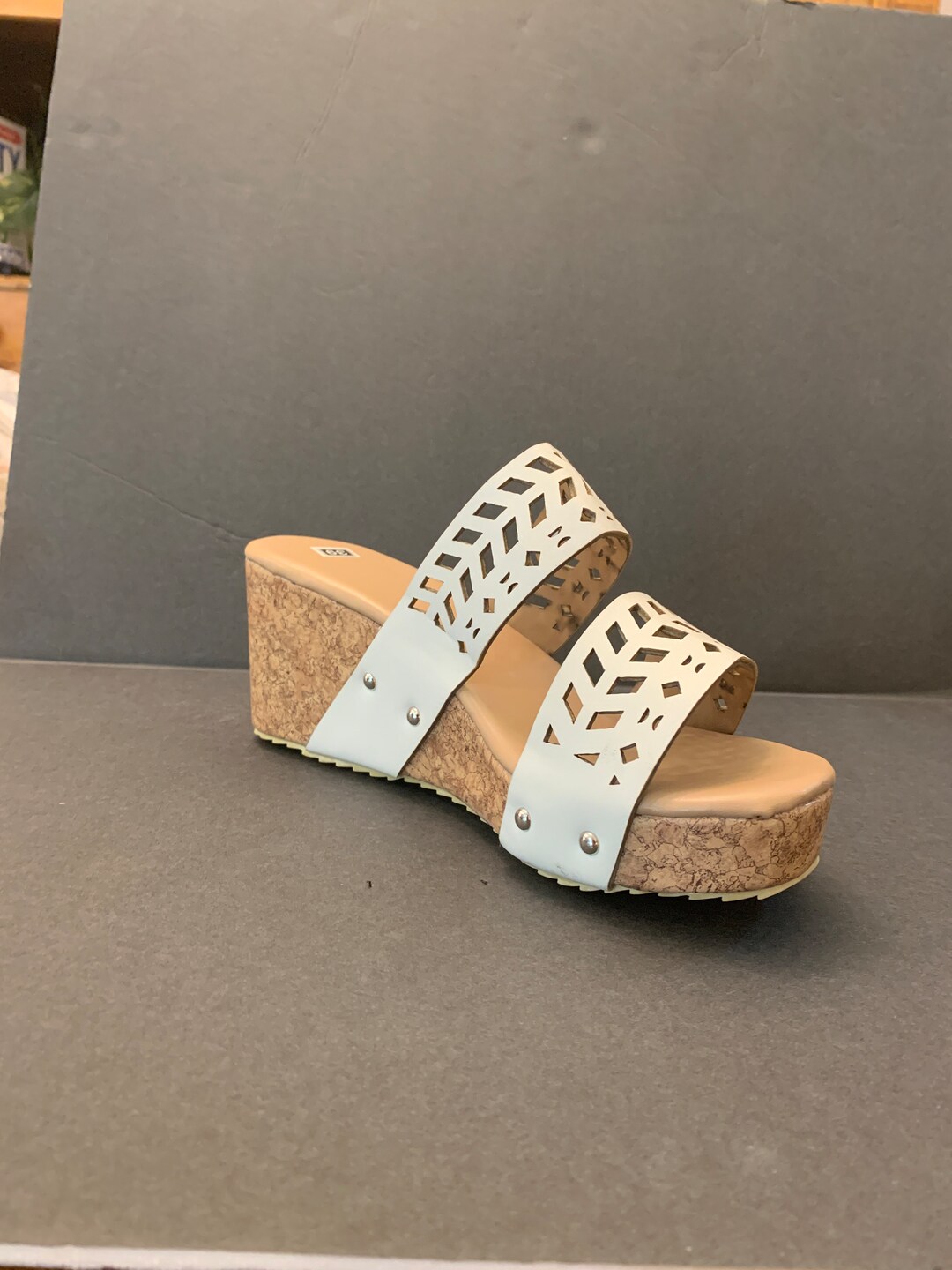 White Platform Sandals for Your Beach Escapades - Etsy