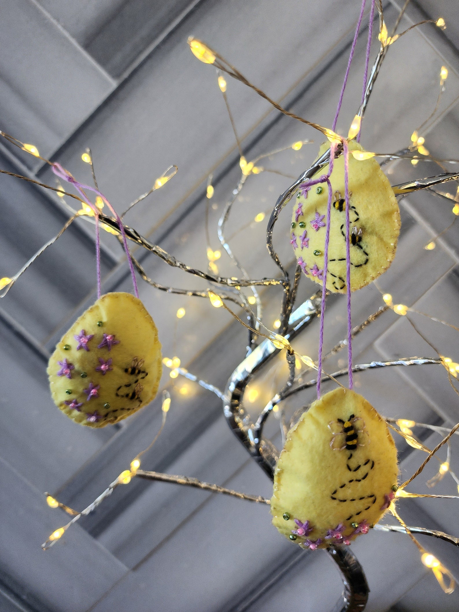 Spring Flowers and Bees Easter Egg Felt Ornaments - Etsy