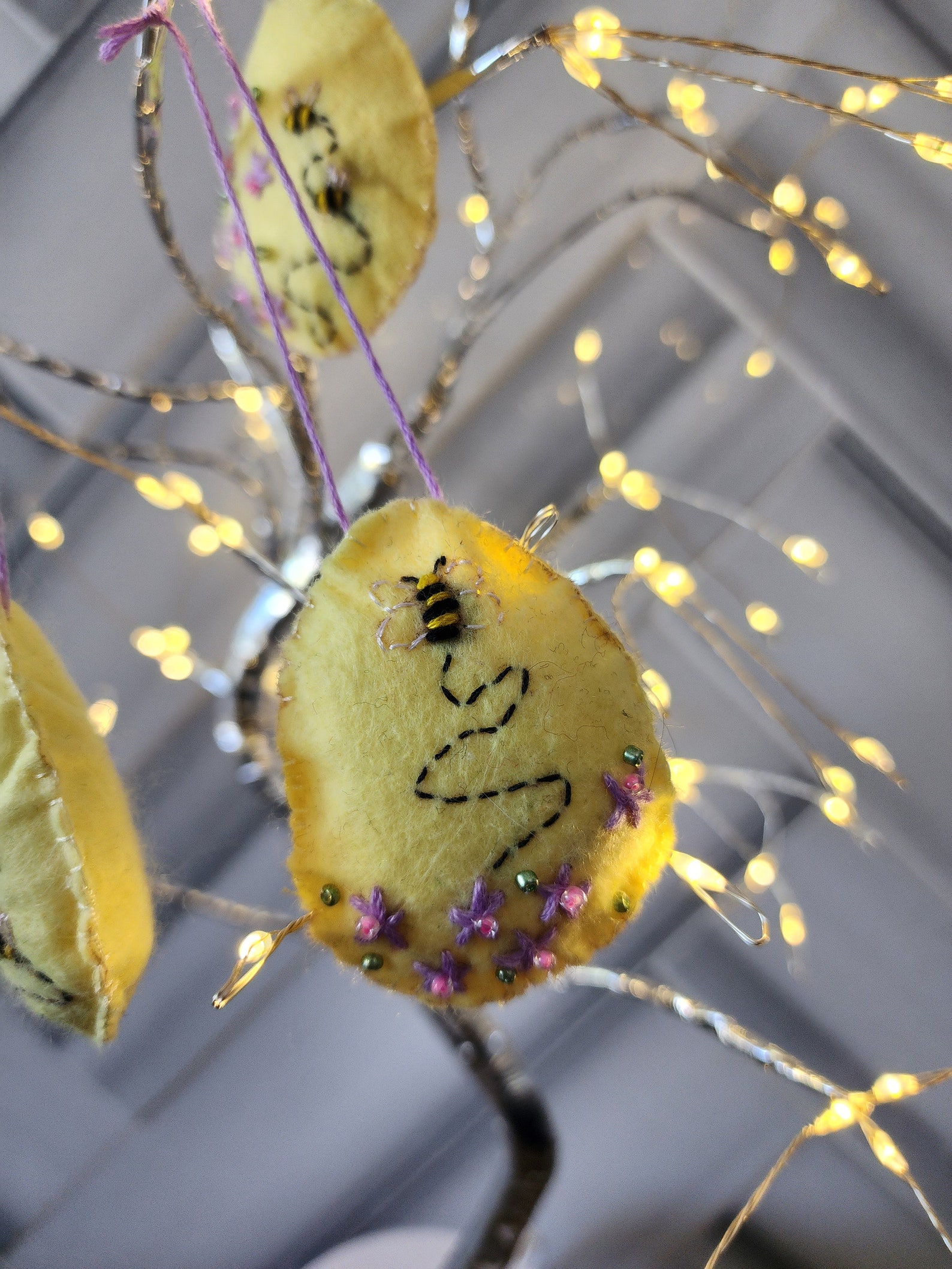 Spring Flowers and Bees Easter Egg Felt Ornaments - Etsy