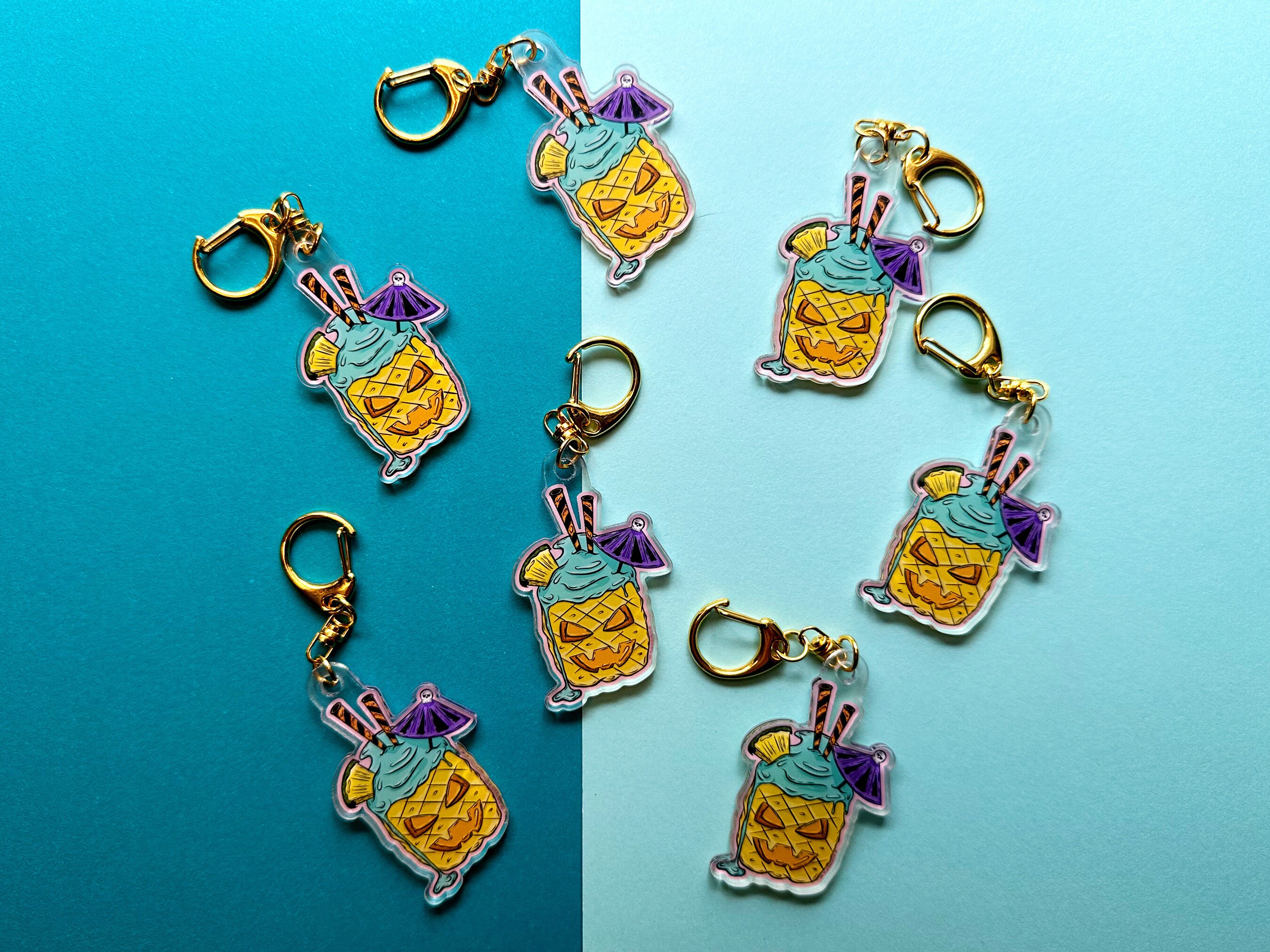 Summer Spooky Halloween Pineapple Summerween Tiki Drink Keychain - Etsy
