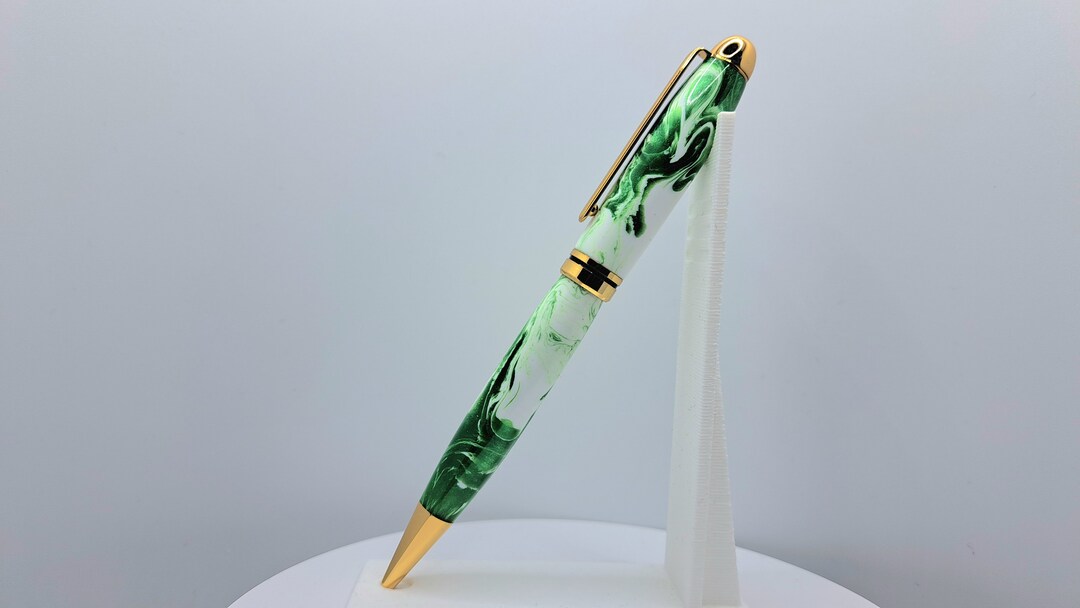 Luxurious irish Spring Hand Made Cast Resin Twist Pen Executive ...