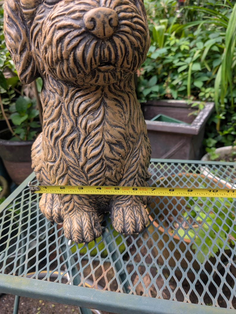 Doodle Dog Garden Statue: 15