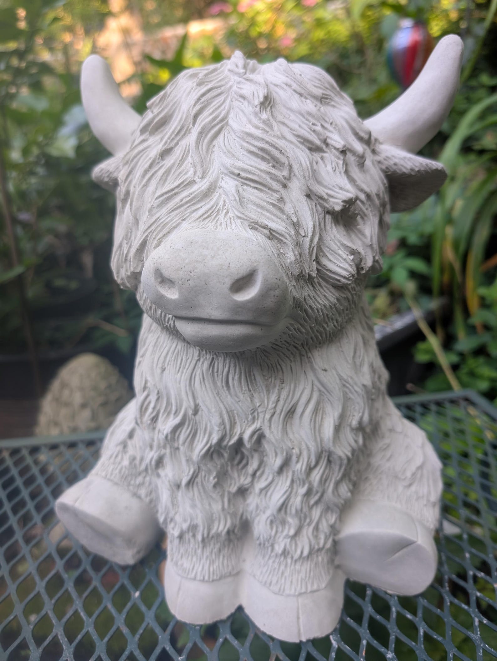 Highland Cow Garden Statue: Handmade Concrete Indoor/outdoor Decor - Etsy