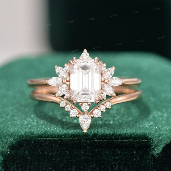 Unique Dainty Engagement Ring - Etsy