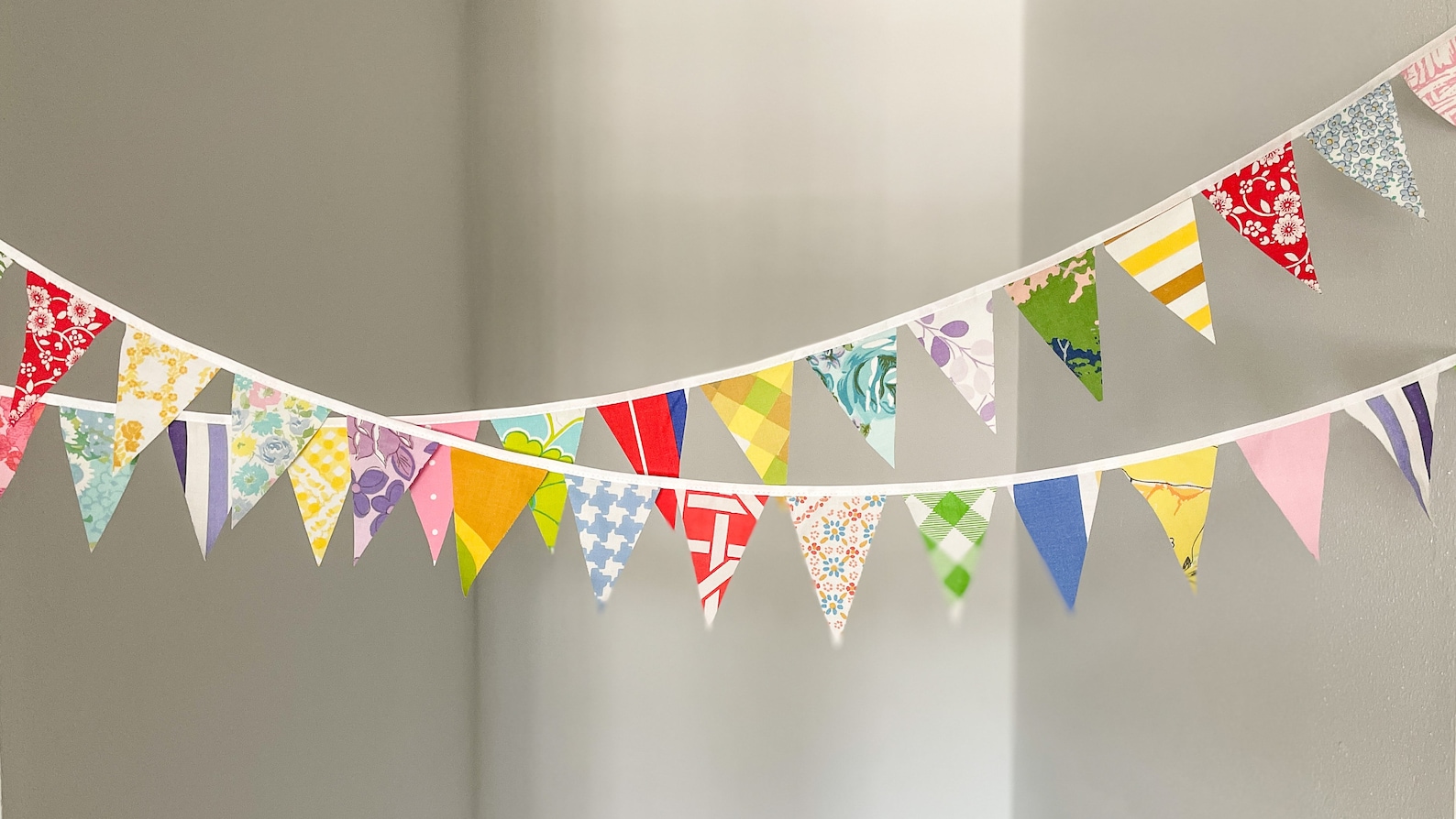 Vintage Fabric Flag Banner Colorful Flag Bunting Banner Single-sided ...