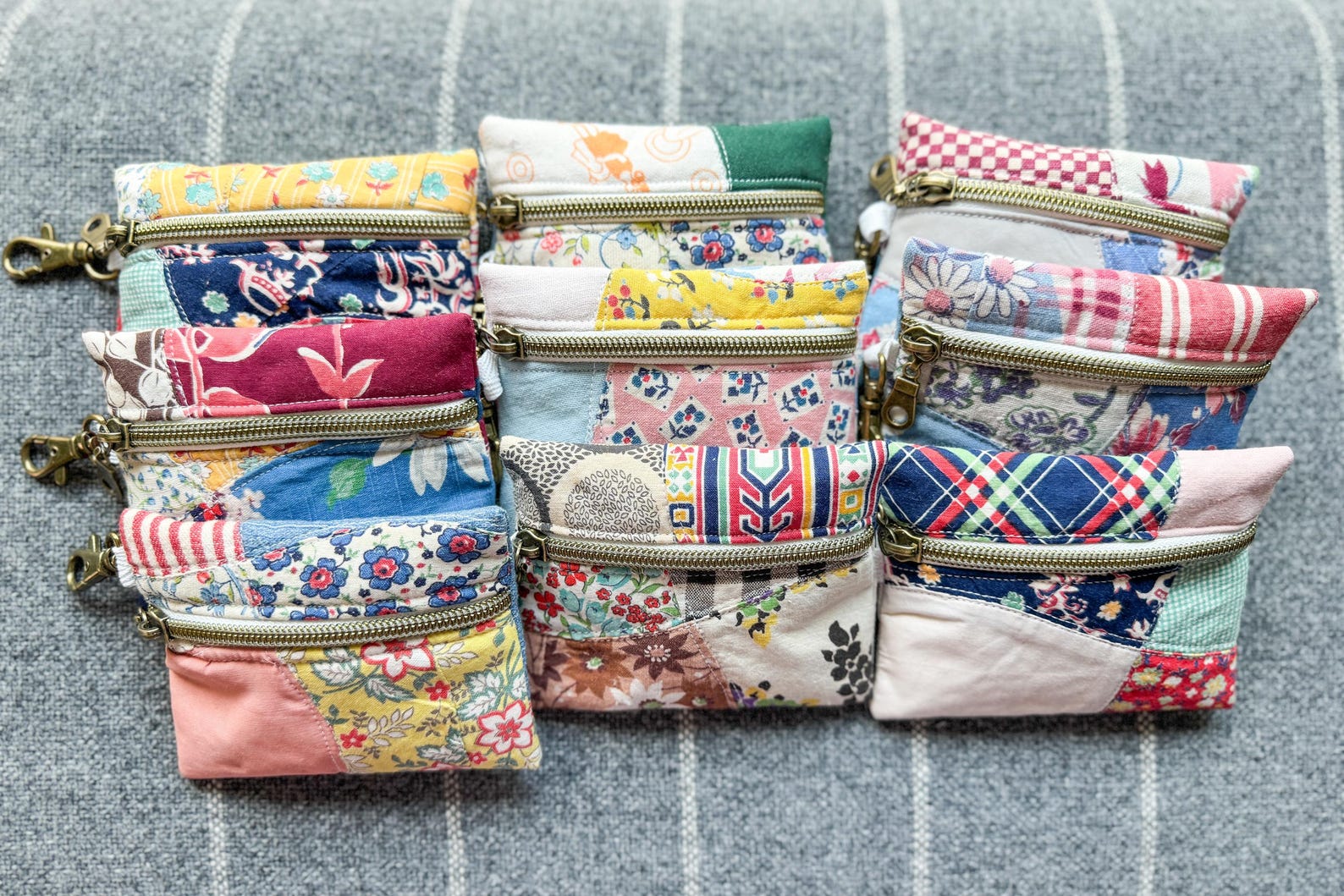 Vintage Quilt Zipper Pouch: Repurposed Feedsack Coin Purse - Etsy