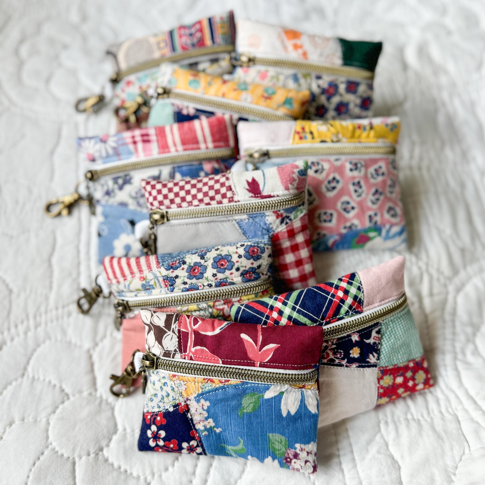 Vintage Quilt Zipper Pouch: Repurposed Feedsack Coin Purse - Etsy