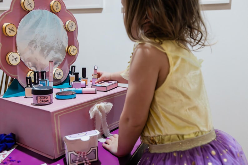 Printable Play Makeup Set for Kids | Fun Paper Makeup | Vanity Box ...