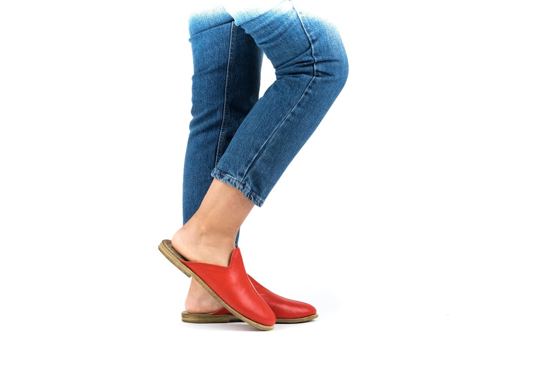 Women Mule RED SMOOTH Leather Handmade Yemeni Slippers, Natural ...