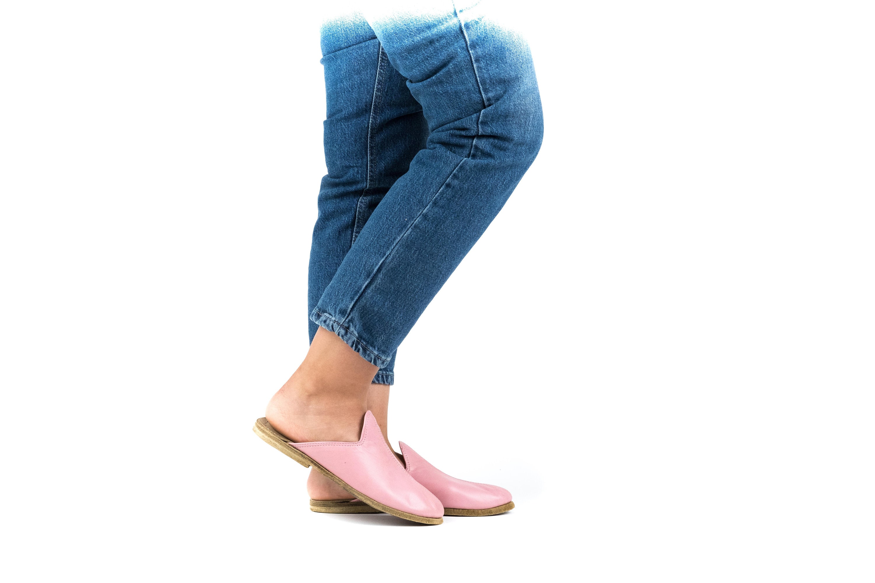 Women Mule PINK SMOOTH Leather Handmade Yemeni Slippers, Natural ...