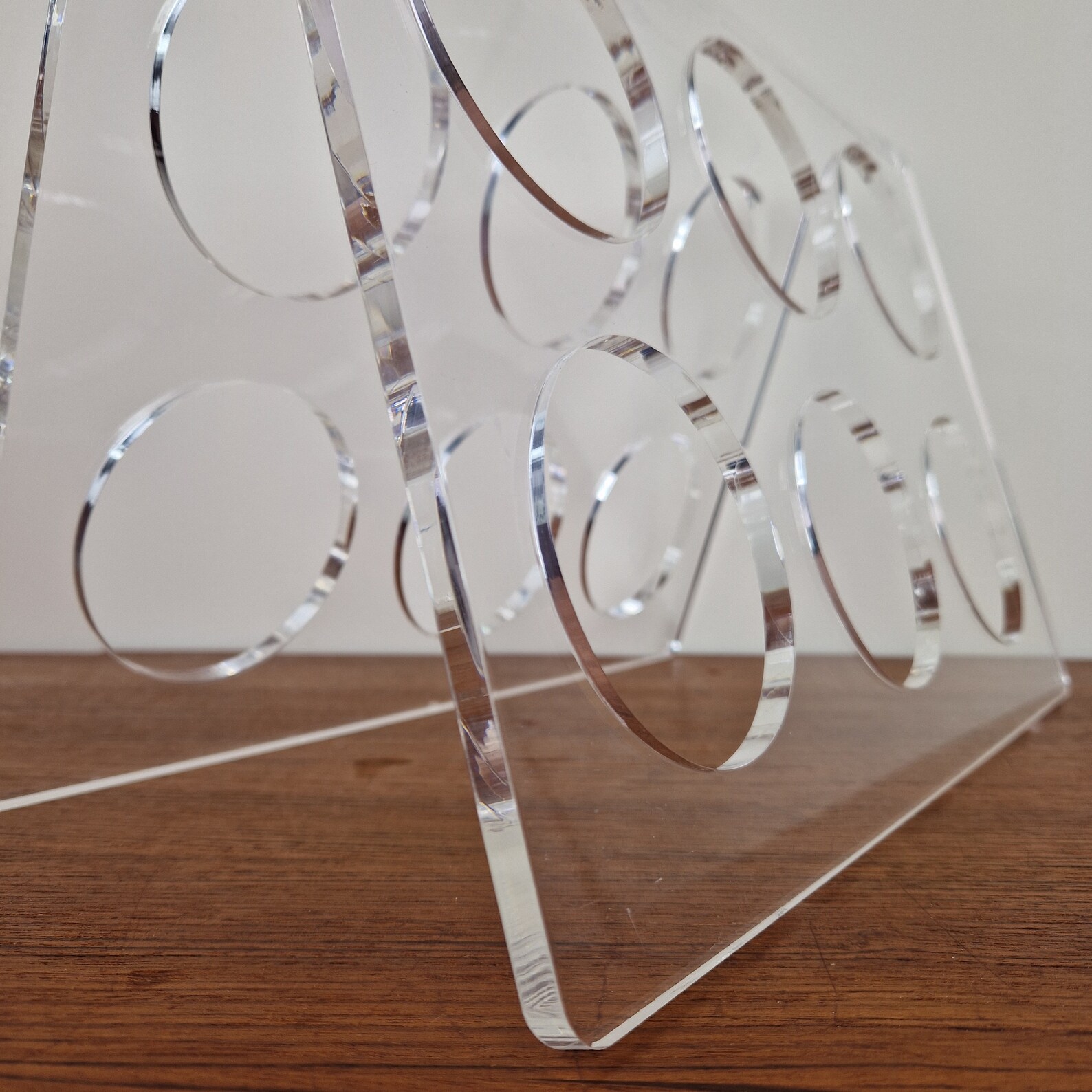 Vintage Lucite Stand for 6 Bottle, Wine Rack, Plexiglass - Etsy