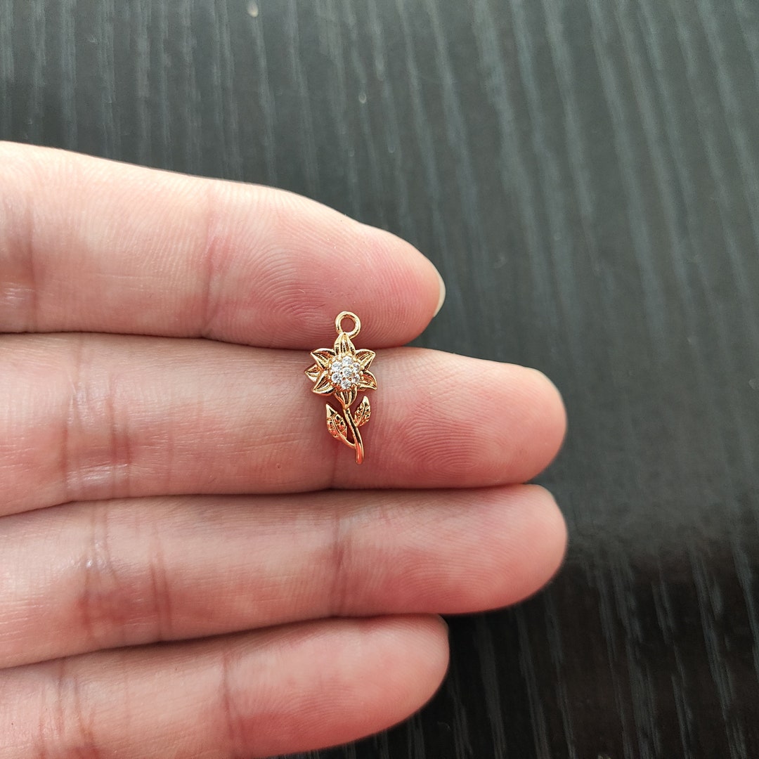 10 Pcs, Clear Zircon Pendant, Sun Flower Micro Zircon Pendant, Zircon ...