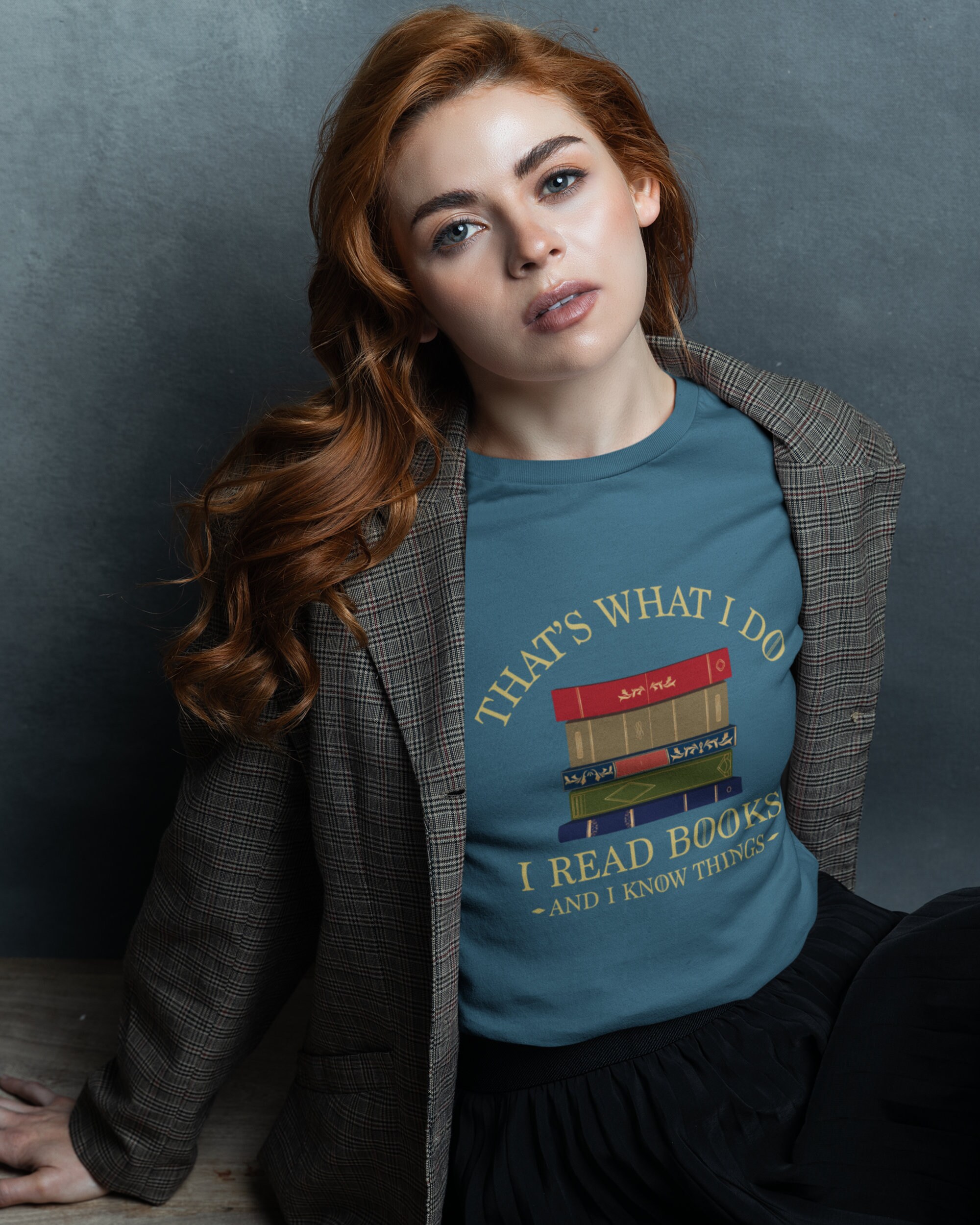 That's What I Do I Read Books and I Know Things Reading T-shirt - Etsy