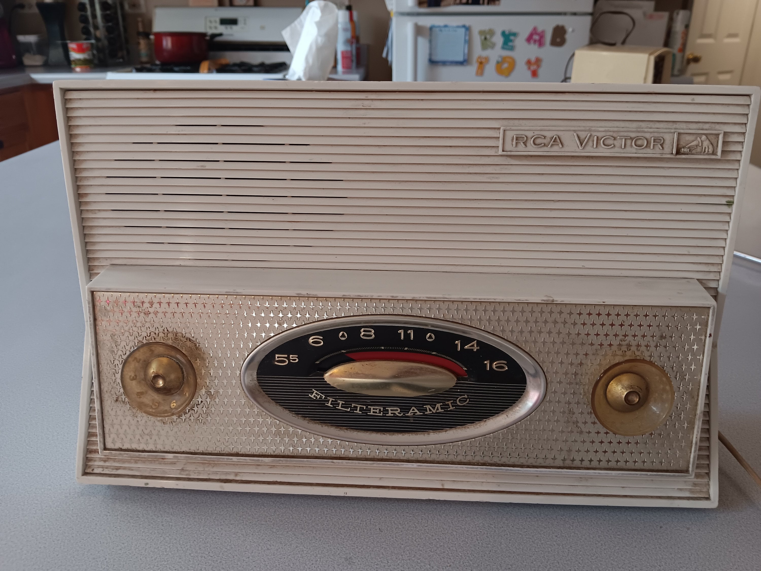 Vintage 1950s or 60s RCA Victor Filterramic Radio - Etsy