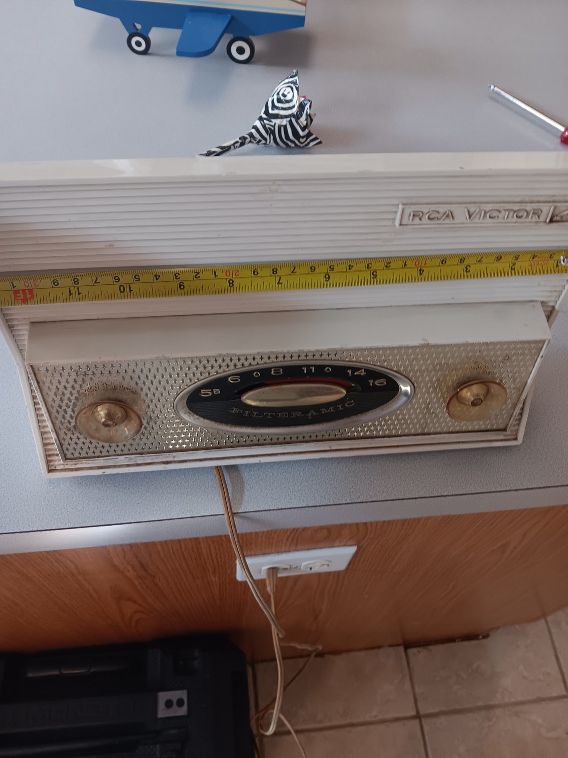 Vintage 1950s or 60s RCA Victor Filterramic Radio - Etsy